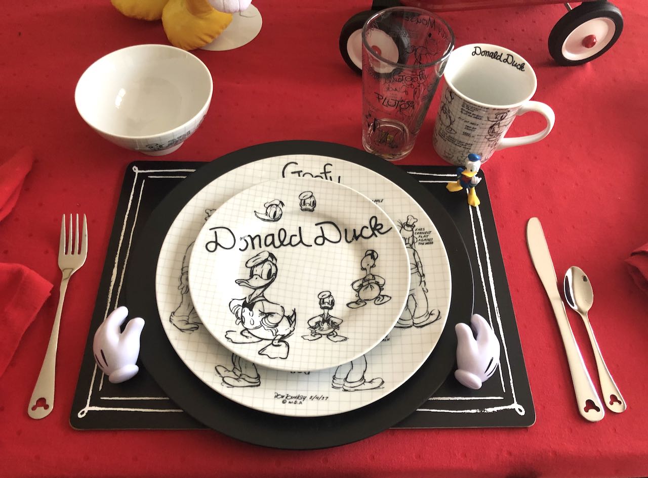 “Drawing Disney” Tablescape – “Disney Love” for All Seasons - Life is ...