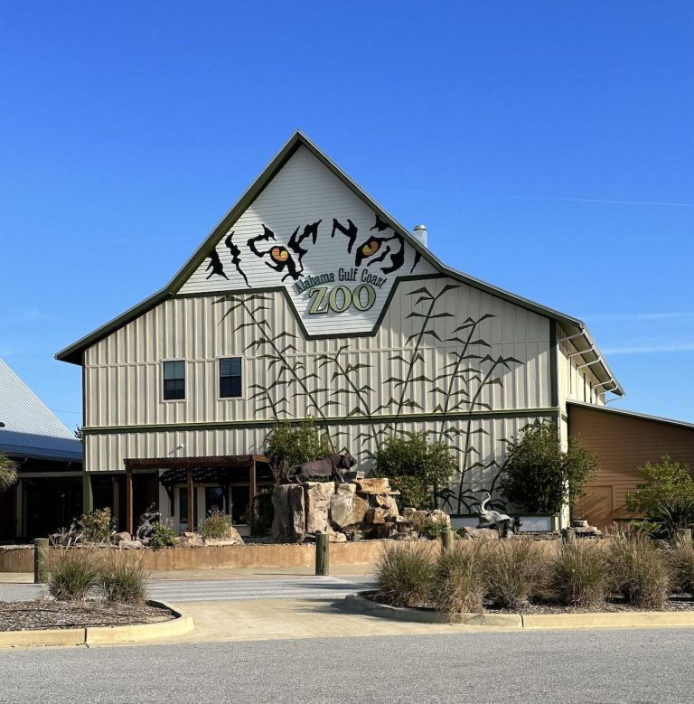 Up Close and Personal at the Alabama Gulf Coast Zoo – Part 1 ...