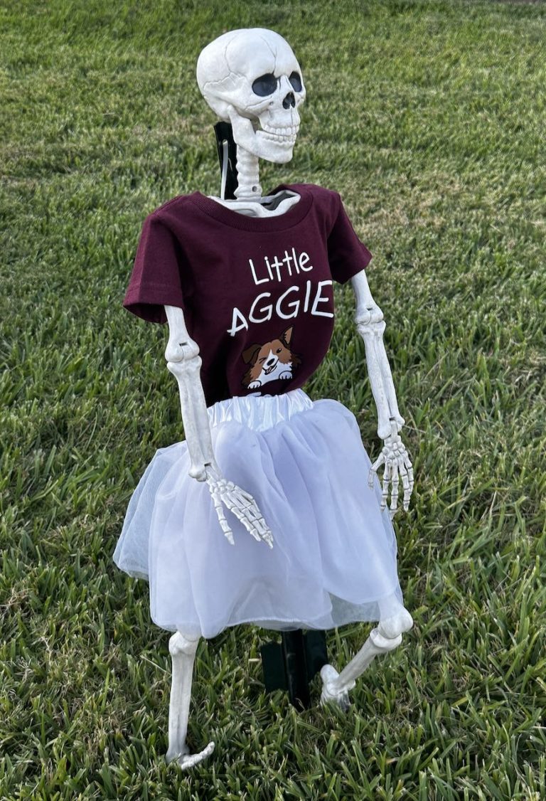 Aggie Tailgate – Skeleton Style - Life is Better Lakeside